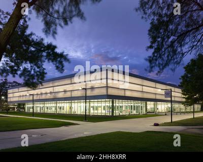 IIT Innovation Center designed by John Ronan Stock Photo - Alamy