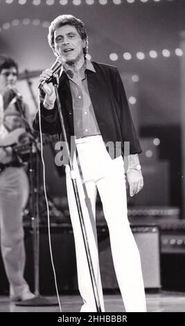 Frankie Valli on TV Show Solid Gold in 1983 Credit: Ron Wolfson / Rock ...