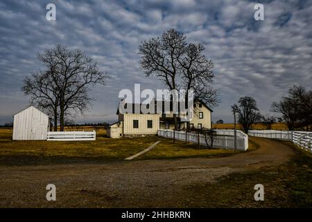 Photo of a Civil War Farmhouse and Out-Buildings, Gettysburg National ...