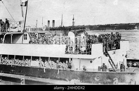 SS Traffic in Brest, France, 1919, port quarter, view 2 Stock Photo - Alamy