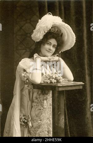 Helen Byron, stage actress Stock Photo - Alamy
