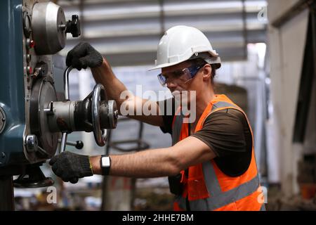 Mechanical maintenance engineer repair and restart of production ...