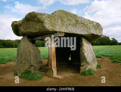 Presaddfed Burial Chamber, Anglesey, North Wales Stock Photo - Alamy