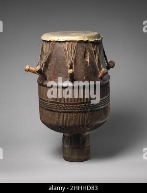 Atumpan drum Stock Photo - Alamy