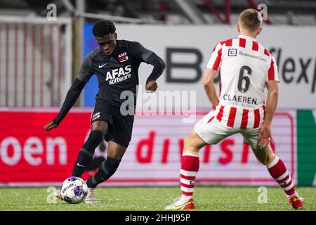 OSS, NETHERLANDS - JANUARY 24: Ernest Poku of AZ U23 during the Dutch ...