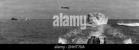 Atlantic Convoys WW2 1940s. Ships loading for convoy at port of ...