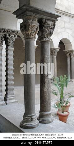 Capital late 12th century French. Capital 472288 Stock Photo - Alamy