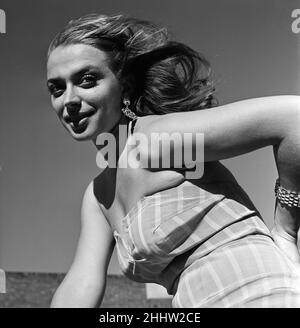 AN AMERICAN IN PARIS, from left, Georges Guetary, Gene Kelly, Oscar ...