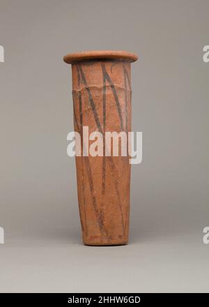 Wavy-handled jar with cross-hatched design. Dimensions: h. 30 cm (11 13 ...
