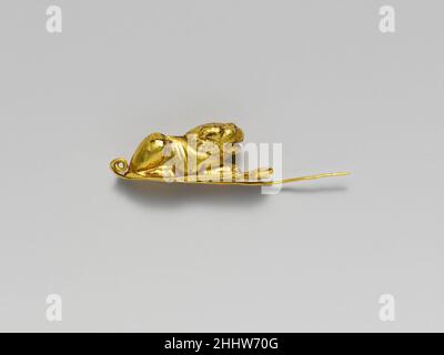 Gold fibula (safety pin) with recumbent lion, 6th–5th century B.C Stock ...