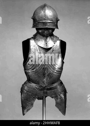 Suit of armor worn by 15th century Scottish Highlanders Stock Photo - Alamy