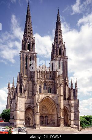 Notre Dame de Sees cathedral. Chancel sculptures. France Stock Photo ...