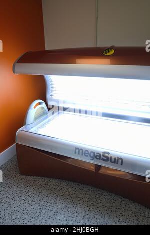 Interior tanning studio called Tan Express that went out of business ...