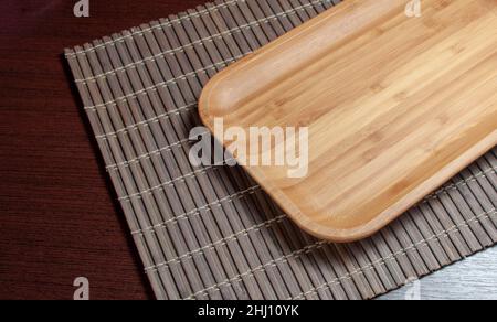 empty wooden dish without food natural Stock Photo - Alamy