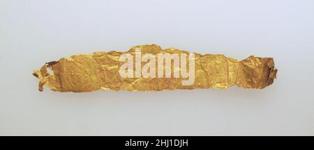 Frontlet of gold leaf Stock Photo - Alamy