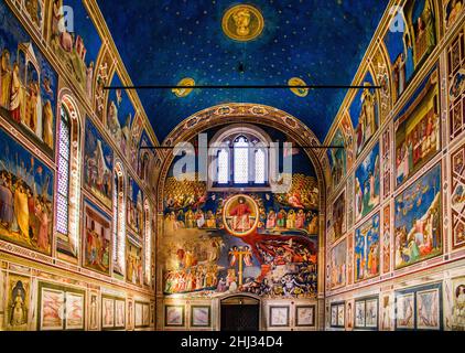 Fresco cycle by Giotto in the Scrovegni Chapel (Cappella degli ...