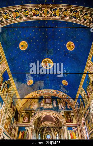 Fresco cycle by Giotto in the Scrovegni Chapel (Cappella degli ...