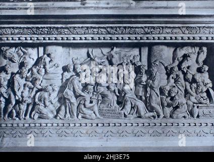 Sépulcre saint Dominique, prédelle Alfonso Lombardi3 Stock Photo - Alamy