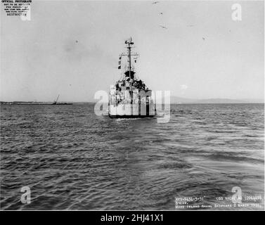 USS Nicholas (DD-449) off the Mare Island Naval Shipyard, California ...