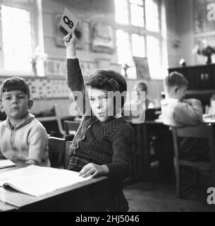 Pupils at Roxeth Primary School, Harrow, being taught English ...