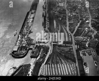 Aerial View of Hull Marshalling Yards Circa 1950 Stock Photo - Alamy