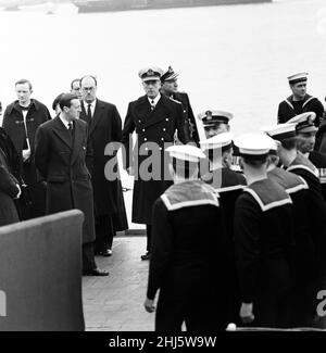 The funeral of Edwina Mountbatten, Countess Mountbatten of Burma aboard ...