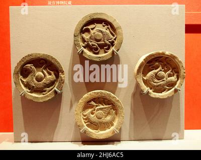 Palace of han dynasty dragon white tiger rosefinch basaltic grain eaves ...