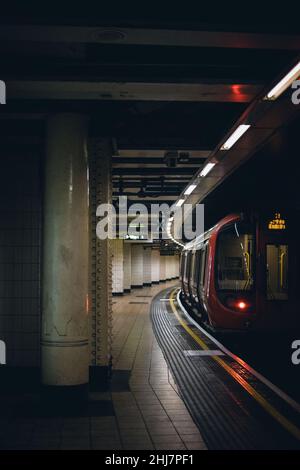 Mansion House underground, Tube, Subway station on the District and ...