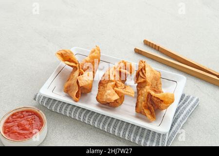 Pangsit, Pangsit Goreng, Delicious Pangsit Ayam Goreng (Chicken Fried ...