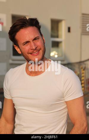 English stage and film actor Gary Bond, UK 1970s Stock Photo - Alamy