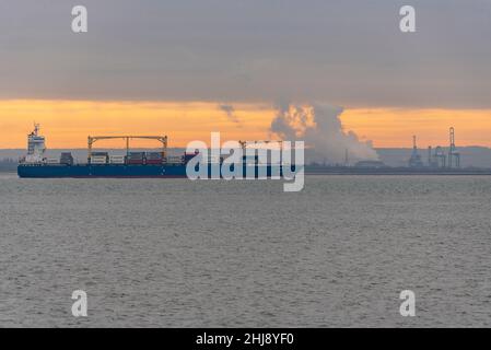 Container ship Songa Puma passing Southend towards Tilbury Docks, Essex ...