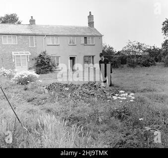Leatherslade Farm, Buckinghamshire, England where the Great Train ...