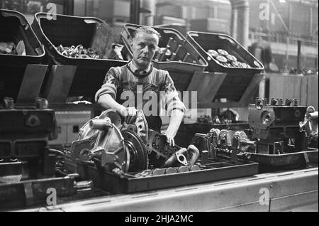 The transverse engine assembly line for the Mini. The Austin Mini ...