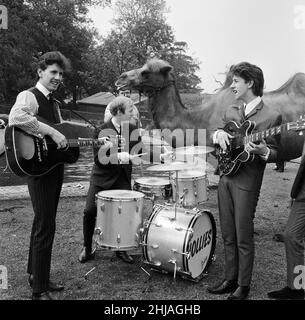 Manchester pop group The Hollies pictured with their stand-in drummer ...
