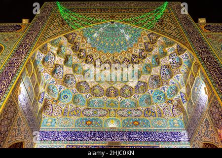 Islamic blue mosque pattern of Persian empire in Uzbekistan, Samarkand ...