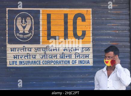 Life Insurance Corporation of India LIC headoffice Yogakshema building ...