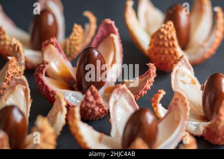 cut open fresh lychee fruit slide pan Stock Photo - Alamy