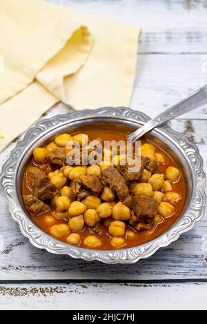 Turkish Food Chickpeas with Meat. / Etli Nohut. Traditional Organic ...