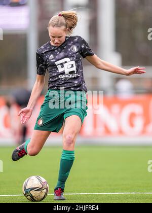 Haarlem - Robine de Ridder of Feyenoord V1, Nikki Sewalt of DSS V1 ...