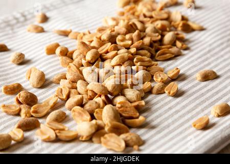 Roasted Salted Shelled Peanuts, side view Stock Photo - Alamy