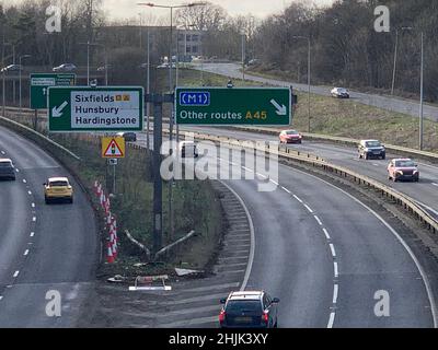 Do Not Enter and Arrow Traffic Signs at Pole Stock Photo - Alamy
