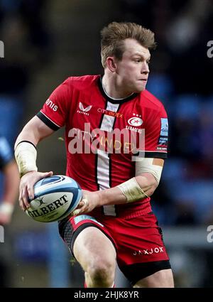 Nick Tompkins of Saracens in action during the Gallagher Premiership ...