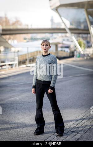 Wien, Austria. 27th Jan, 2022. Actress Theresa Riess sits on ...