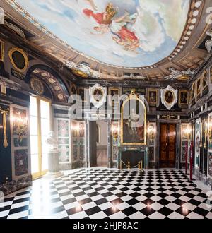 Interior of Royal Castle, Warsaw, Poland Stock Photo - Alamy