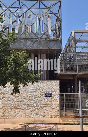 Vaclav Havel Elementary school, Ginko eco-district, Bordeaux, tough ...