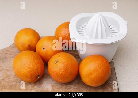 How to make a fresh orange juice. Step by step, tutorial. Healthy food ...