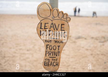 leave nothing but your footprints on the beach, environmental ...