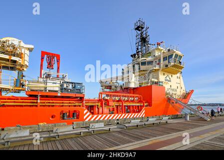 Atlantic Condor, multipurpose supply vessel, berthed at North Vancouver ...
