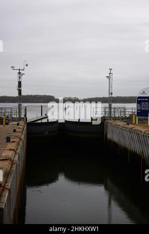 Chichester Harbour lock on a calm day in winter 2022 Stock Photo - Alamy