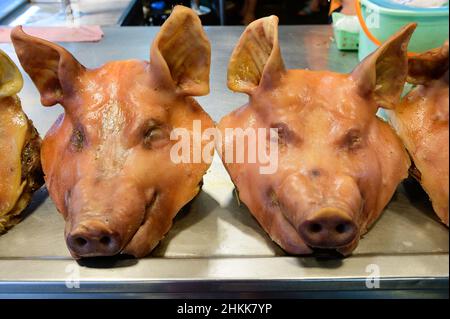 Boiled pig head Stock Photo - Alamy
